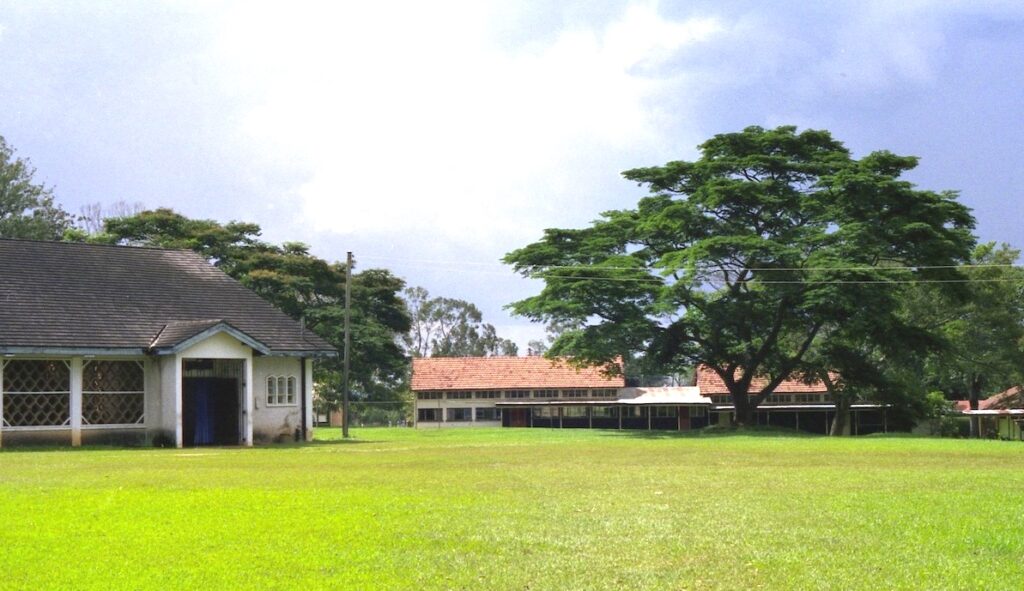 From Uganda: An Hour of Gayaza Praise! – Peter Cooke